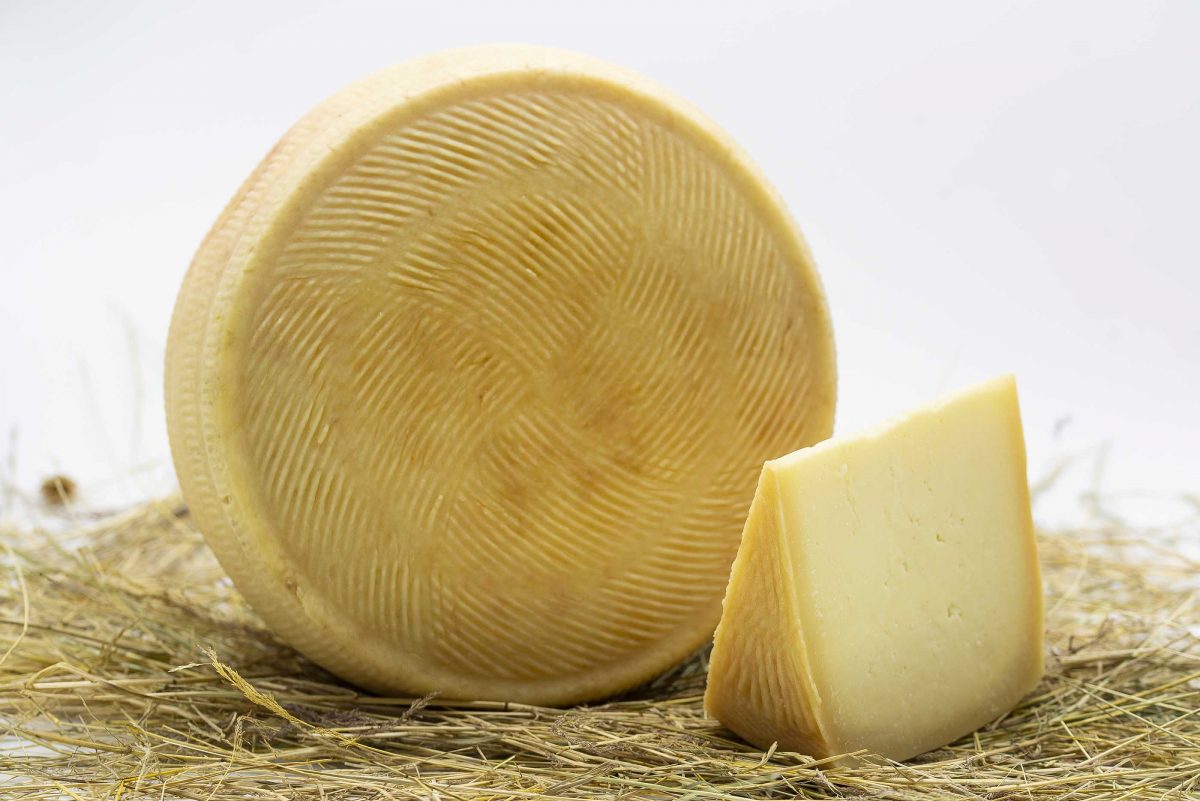 Formaggio Gran Stagionato - pezza intera - La Fattoria nel Parco della Sila